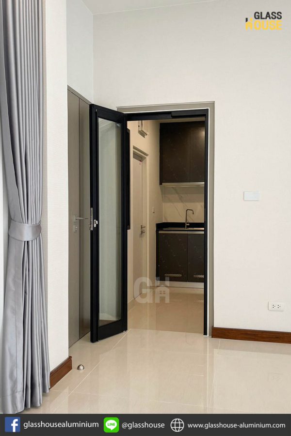 ประตู PC Door , บานเลื่อนสวิง, บานเลื่อน, กั้นห้อง, กั้นแอร์ - Glass House