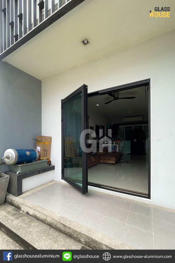 ประตู PC Door , บานเลื่อนสวิง, บานเลื่อน, กั้นห้อง, กั้นแอร์ - Glass House