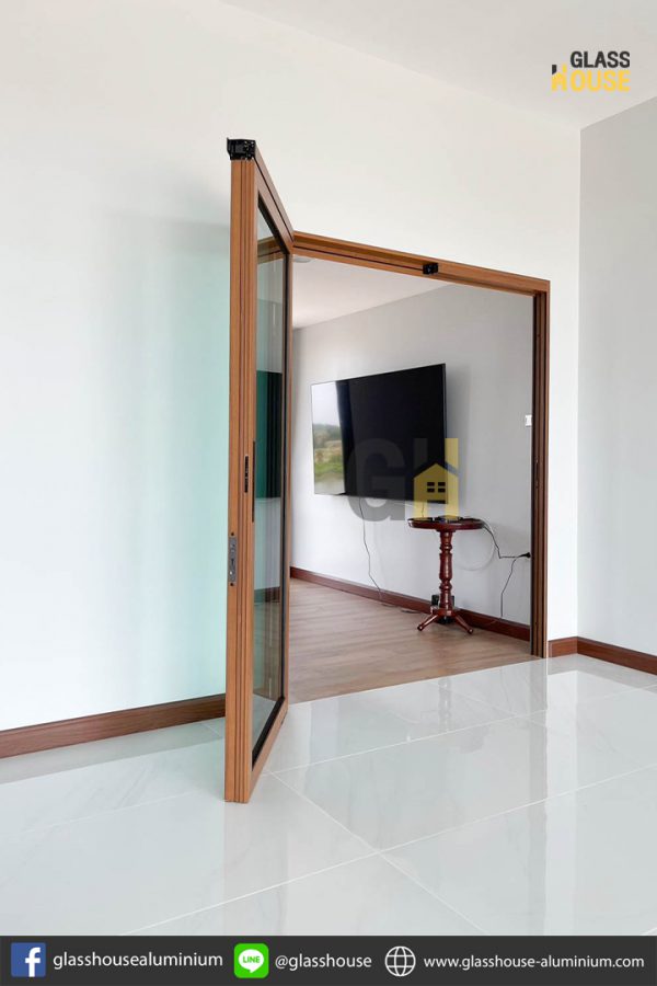 ลูกค้าประตู PC Door - Glass House ประตู pc door กระจก อลูมิเนียม