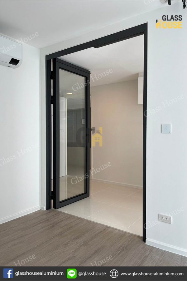 ลูกค้าประตู PC Door - Glass House ประตู pc door กระจก อลูมิเนียม